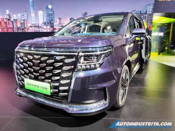 Auto China: JAC PH to launch 2025 Refine RF8 PHEV minivan - Auto News