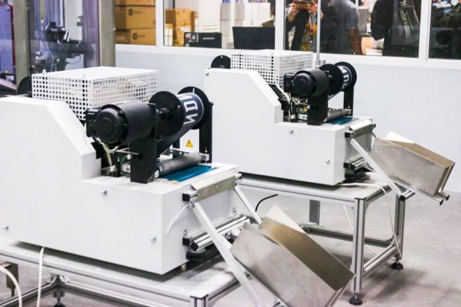 LOOK: LTO's new machine can make 700 plates per hour - Auto News