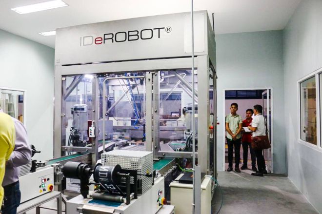 LOOK: LTO's new machine can make 700 plates per hour - Auto News