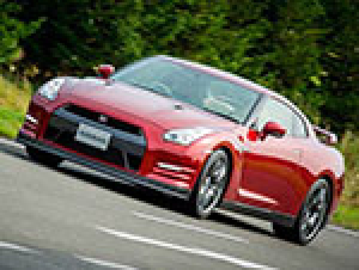 Updated 2015 Nissan GT-R revealed - Auto News