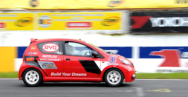 BYD F0 finishes 3rd in class at 2014 Circuit Showdown Round 7 - Racing News
