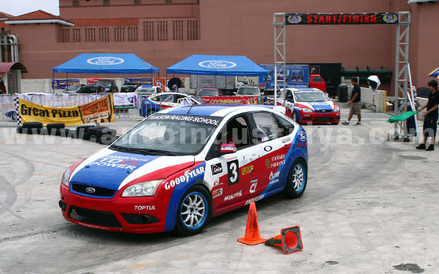 Racing to Subic - Motorsport Features