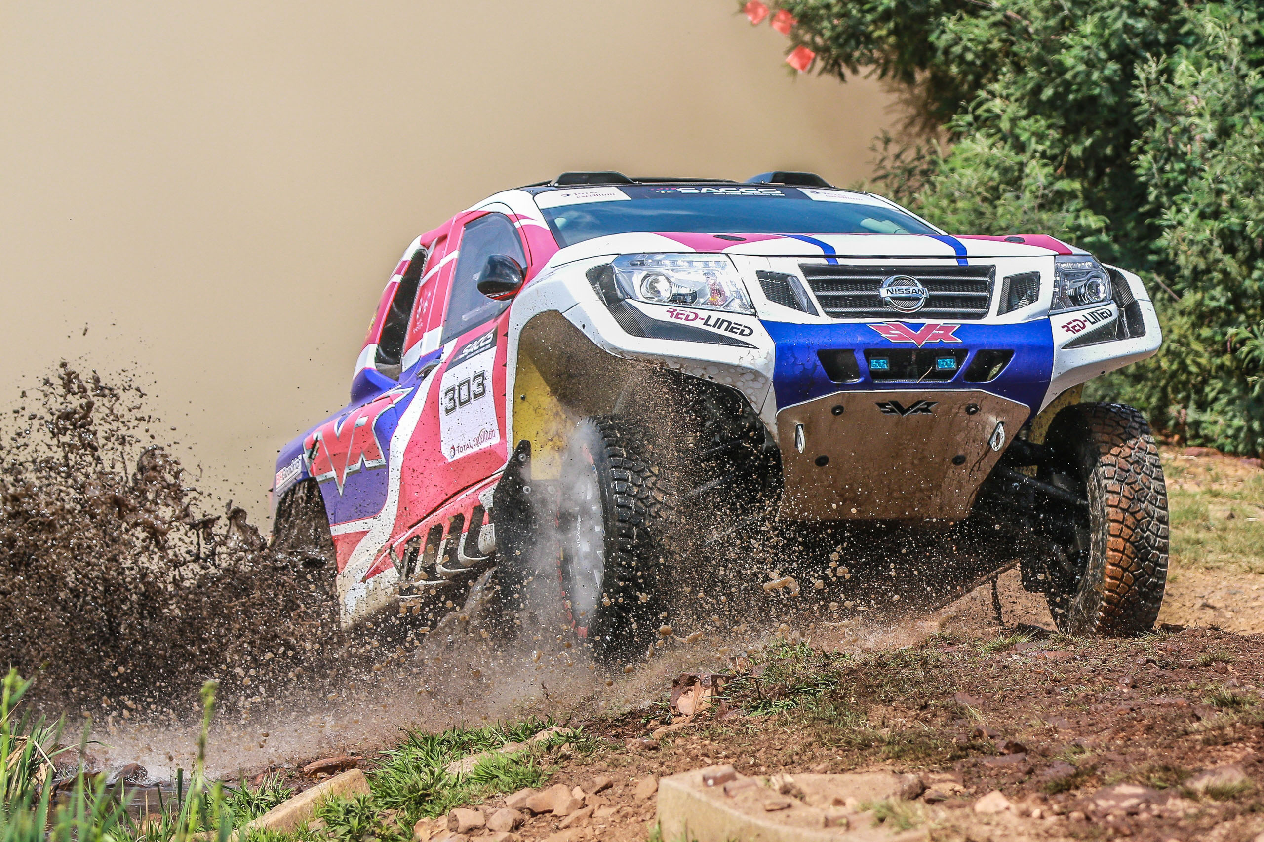 This extreme Nissan Navara is built to take on Dakar Rally - Racing News