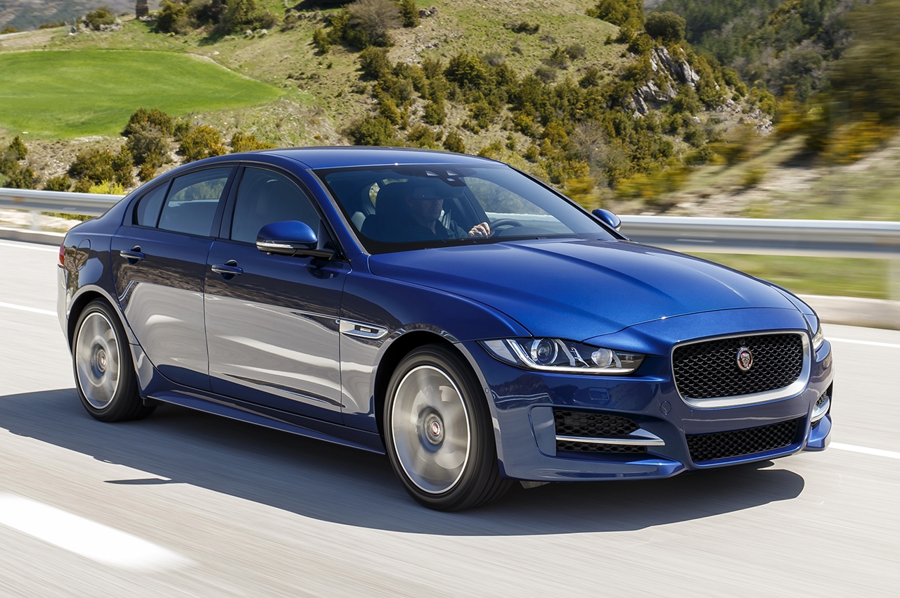 2016 Jaguar XE SE | New Car Buyer's Guide