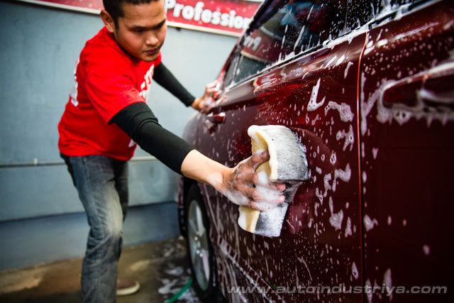 Washing your car for that summer shine - Advertorial