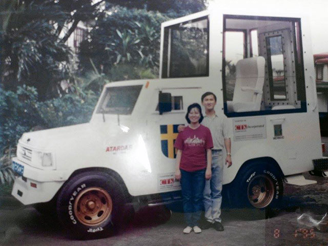 The Popemobile: an 80 year history - Feature Stories