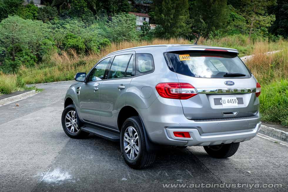 2016 Ford Everest 2.2L Trend 4x2 - Car Reviews