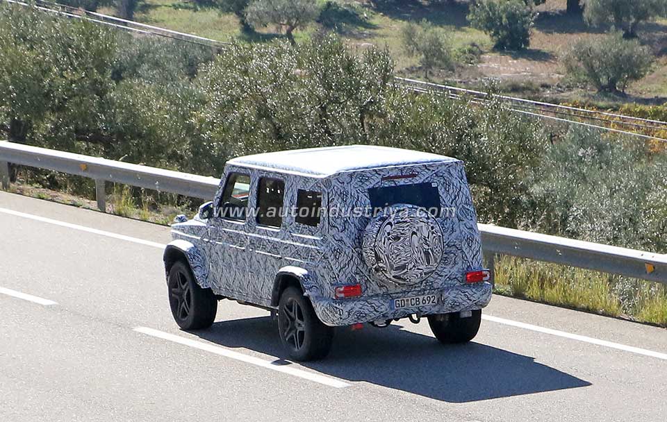 Spied: Next-gen Mercedes-Benz G-Class spotted for the first time - Auto ...