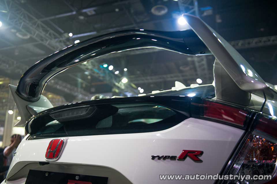 2017 Honda Civic Type R: up close and personal - Auto News