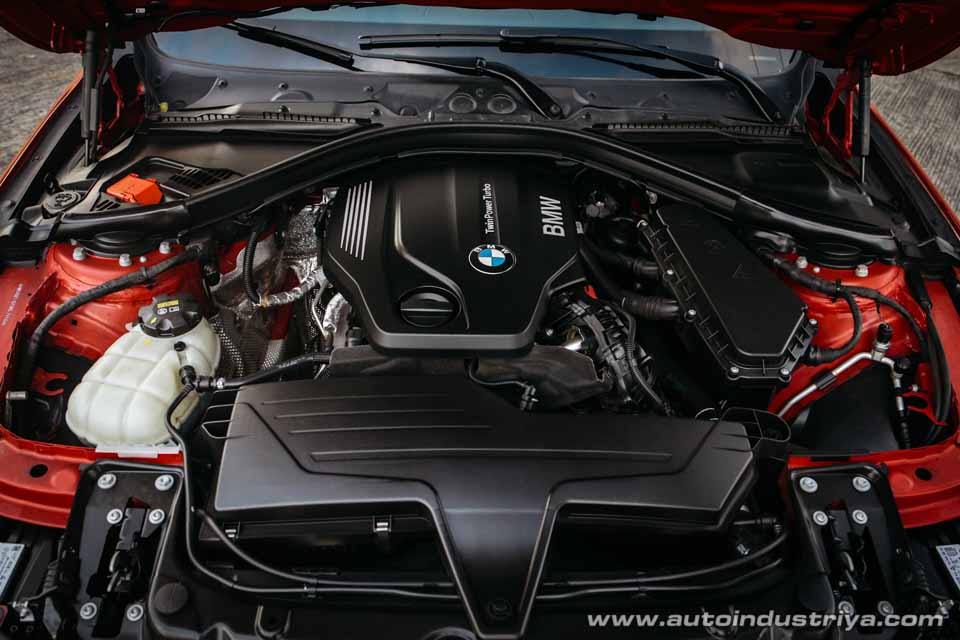 2017 BMW 320d Sport - Car Reviews