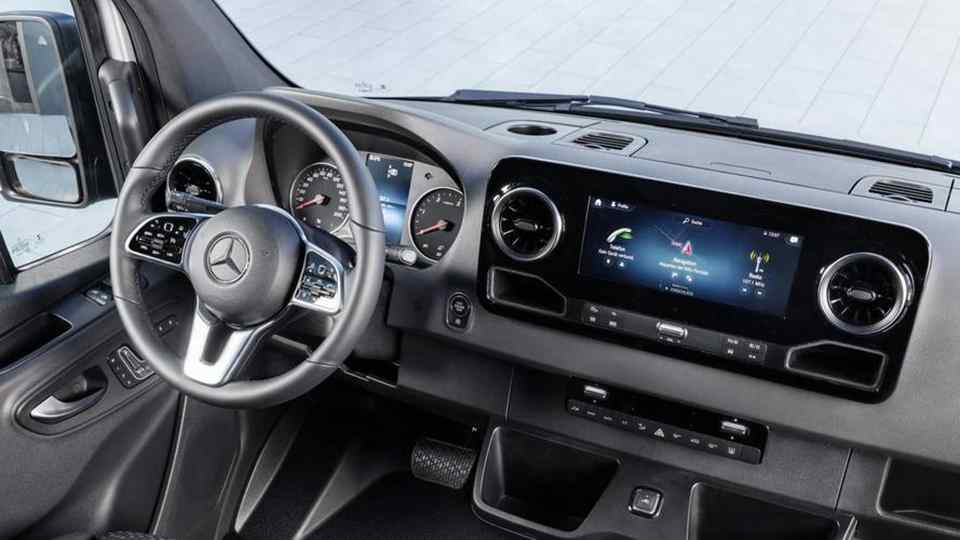 2018 Mercedes-Benz Sprinter launched with over 1,700 configurations ...