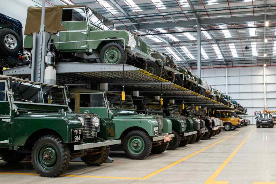 Land Rover celebrates 70th birthday with latest (and greatest) models ...