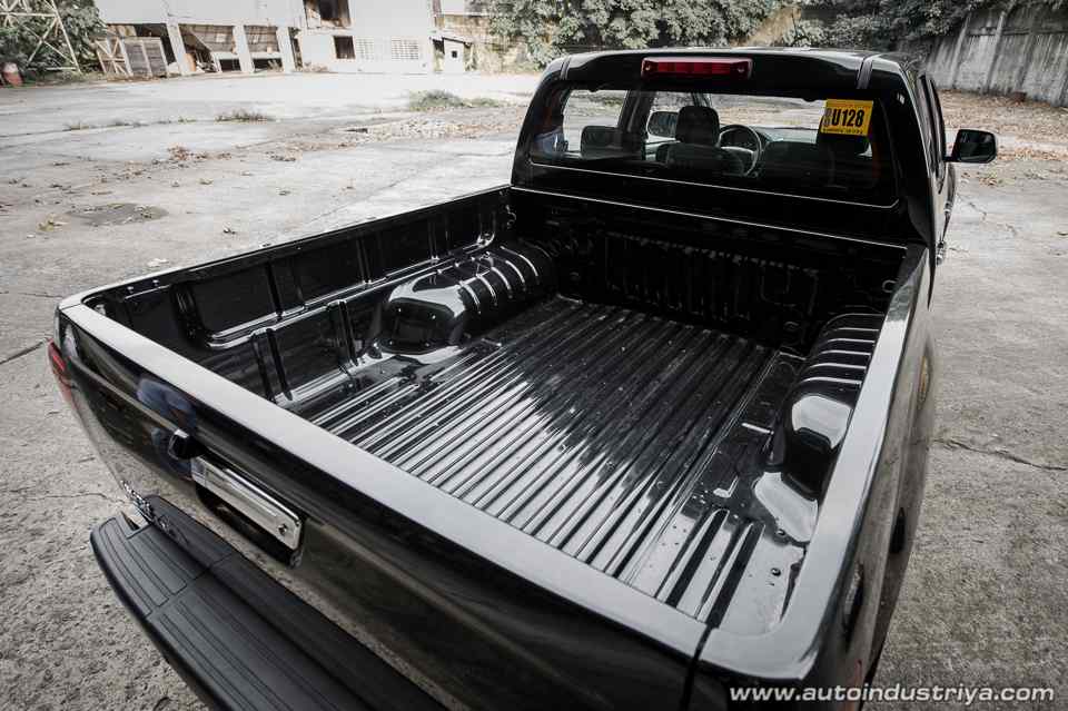 2018 Isuzu D-Max LS 1.9 RZ4E 4x2 AT - Car Reviews