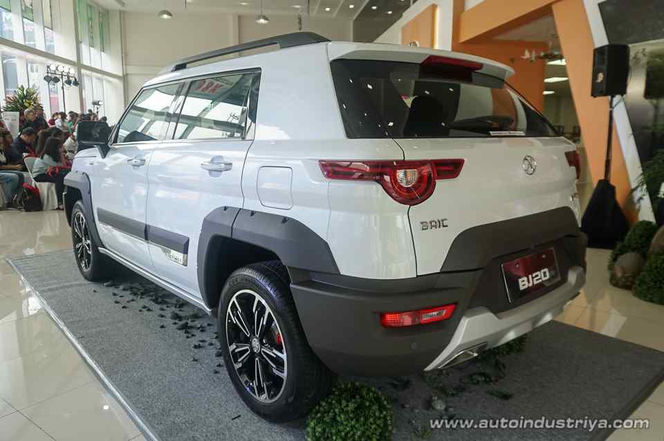 BAIC launches 2018 BJ20 SUV and M50S MPV - Auto News
