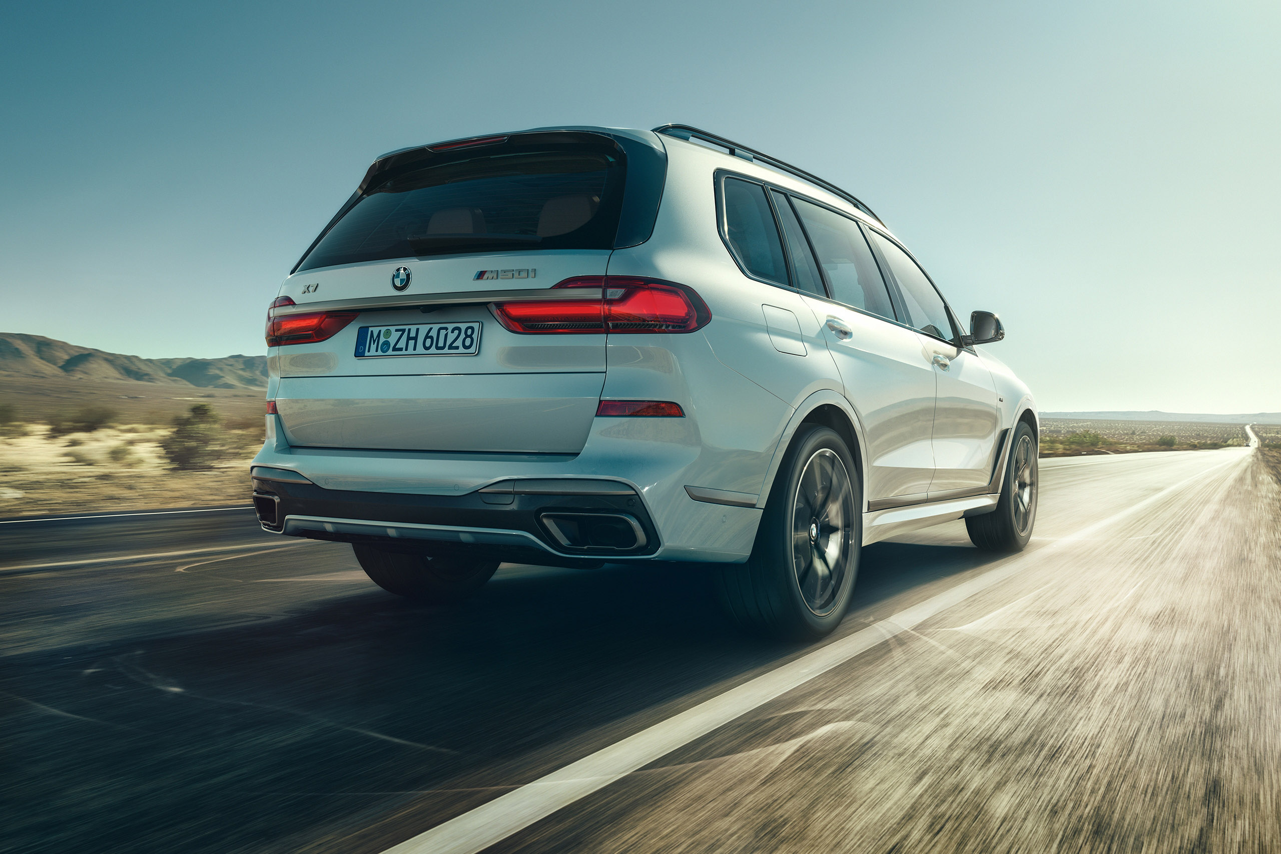 M50i variants of BMW X5, X7 prove big powerful SUVs are still cool - Auto News