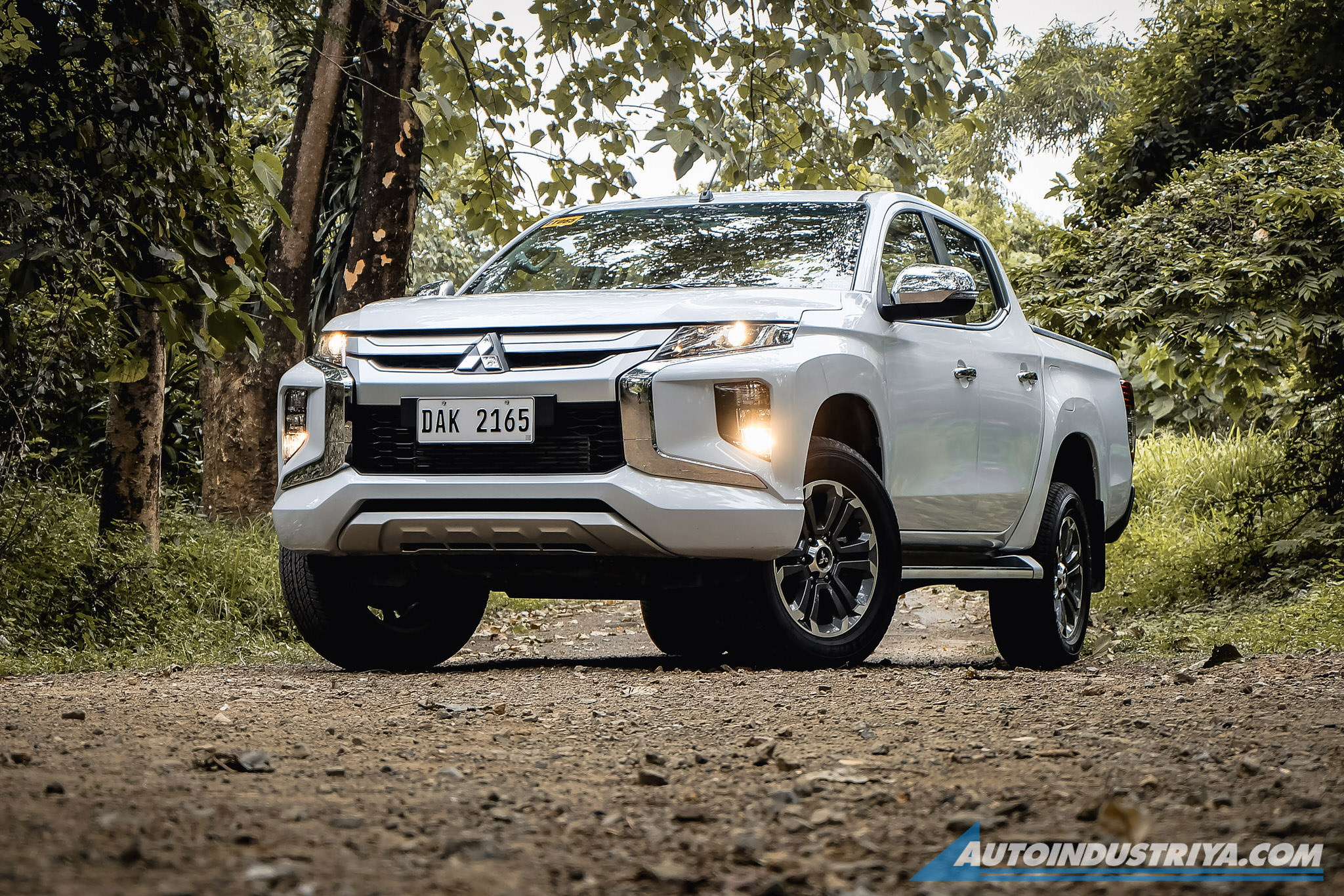 2019 Mitsubishi Strada 2.4 GLS 2WD A/T - Car Reviews