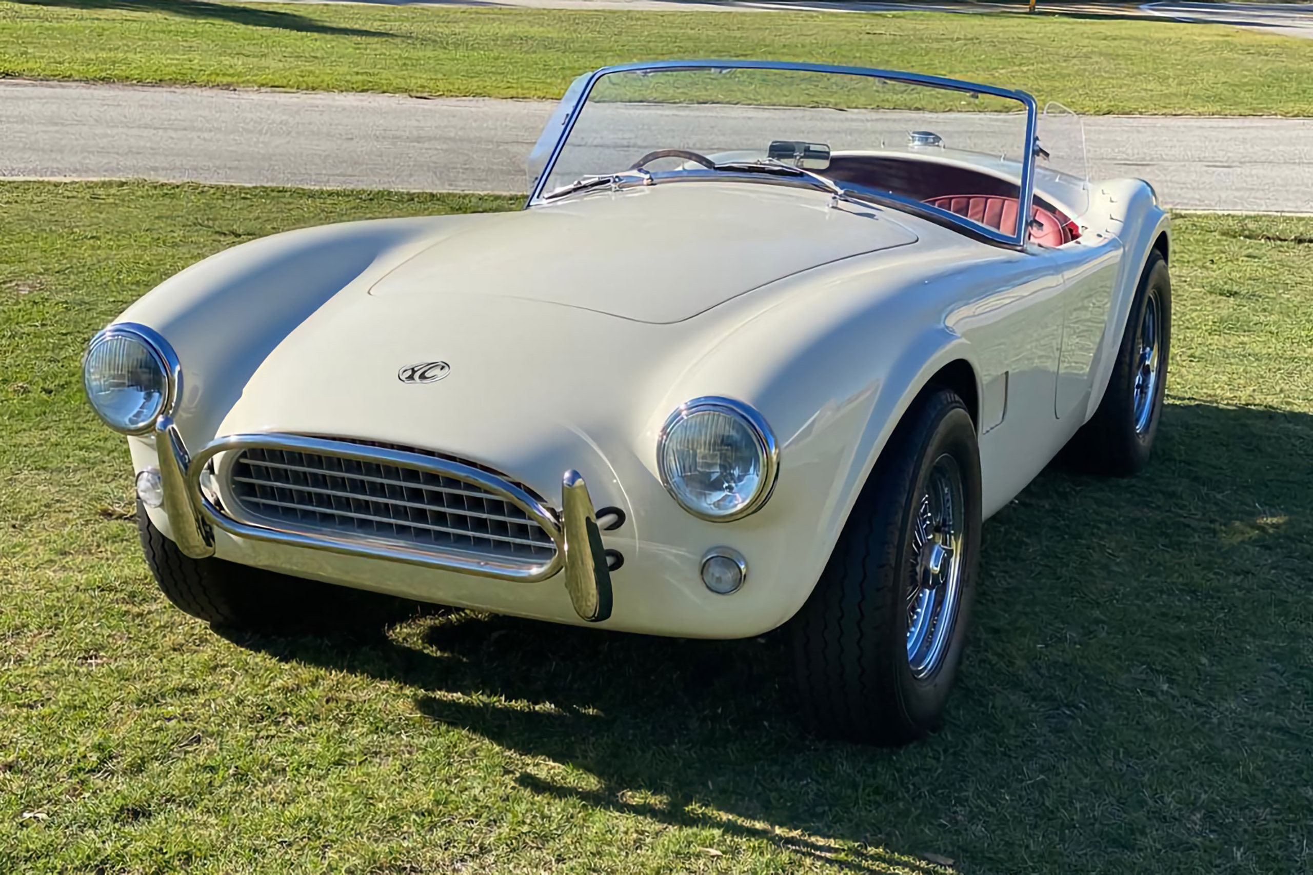 AC Cobra of Carroll Shelby fame reborn as an electric sports car - Auto ...